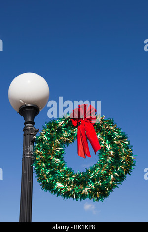 Christmas ribbon on light pole in Pocatello, Idaho Stock Photo - Alamy