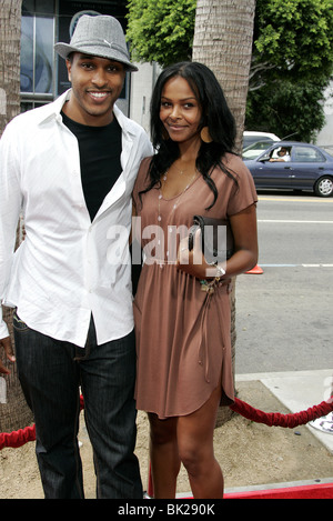 CHARLES PORTER & SAMANTHA MUMBA BARNYARD FILM PREMIERE CINERAMA DOME ...