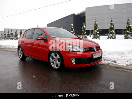 Volkswagen Golf VI GTI - 2009 - German popular lower middle class car ...
