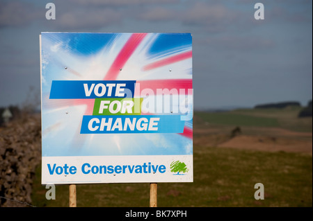 Vote Conservative sign in countryside, Election 2010 Stock Photo - Alamy