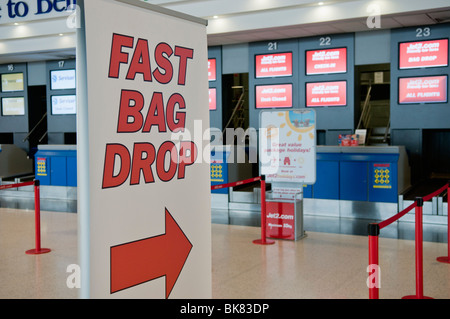 Jet2 checkin desks Stock Photo - Alamy