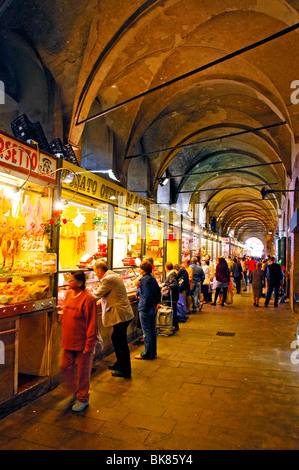 Italy, Veneto, Padua, Arcade in historical center Stock Photo - Alamy