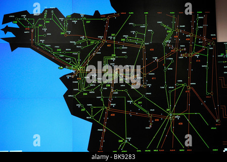 Nantes (44) : Network control room in the premises of "RTE Ouest ...