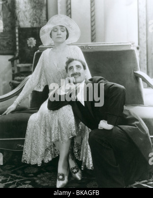 Margaret Dumont & Groucho Marx Film: Duck Soup; Marx Brothers: Duck ...