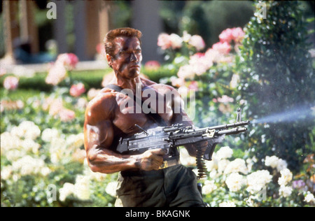 COMMANDO (1985) ARNOLD SCHWARZENEGGER CMD 013 Stock Photo - Alamy