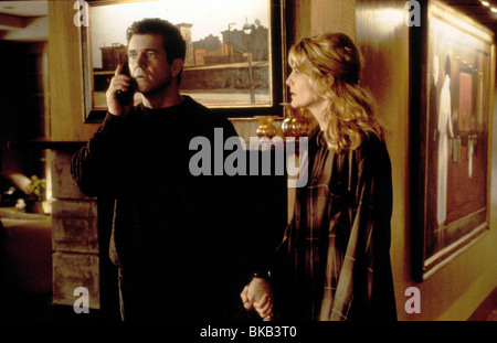 RANSOM (1996) MEL GIBSON, RENE RUSSO RASM 081 Stock Photo - Alamy