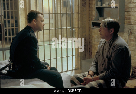 THE GREEN MILE (2000) TOM HANKS, JAMES CROMWELL GRMI 006 Stock Photo ...
