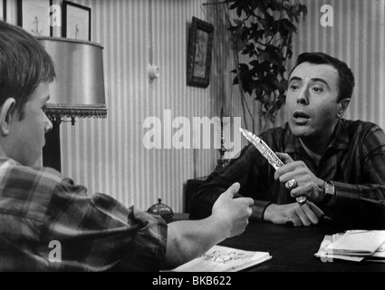 Het mes Year : 1961 Director : Fons Rademakers Guus Hermus, Reitze ...