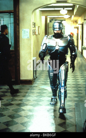 ROBOCOP 3 (1993) ROBERT JOHN BURKE, REMY RYAN, ROBERT DOQUI ROB3 001 ...