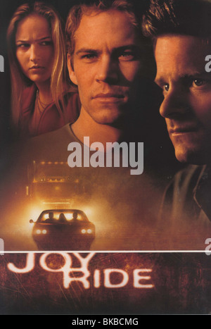 JOY RIDE (2001) ROADKILL (ALT) PAUL WALKER, LEELEE SOBIESKI, STEVE ZAHN JORI 001 Stock Photo - Alamy