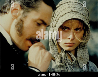 TESS (1979) LEIGH LAWSON, NASTASSJA KINSKI TSS 001 Stock Photo - Alamy