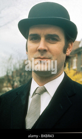 MONTY PYTHON's FLYING CIRCUS, John Cleese, Graham Chapman, Terry Jones ...