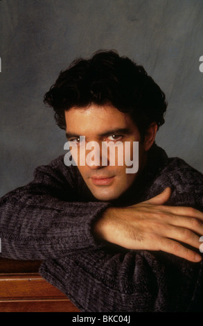 PHILADELPHIA (1993) ANTONIO BANDERAS PHI 012 Stock Photo - Alamy