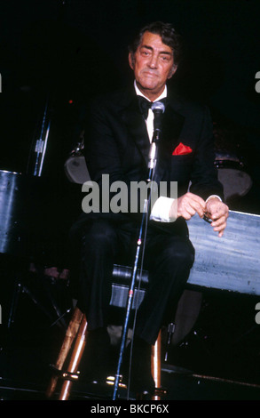 DEAN MARTIN PORTRAIT Stock Photo - Alamy