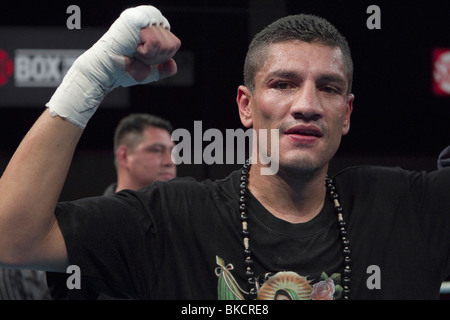 Boxer DeMarcus Corley Knocked out by Freddy Hernandez Stock Photo - Alamy