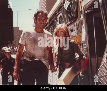 THE GAUNTLET (1977) SONDRA LOCKE TGL 012 L Stock Photo - Alamy
