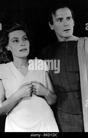 Gustaf Gruendgens and Marianne Hoppe in Zeesen, 1937 Stock Photo - Alamy