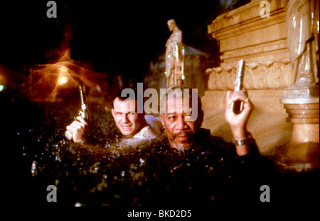 HARD RAIN MORGAN FREEMAN, CHRISTIAN SLATER Stock Photo - Alamy