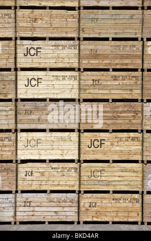 Stacks of empty wooden potato boxes Stock Photo - Alamy