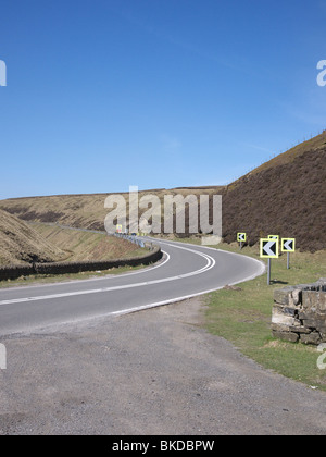 The Snake Pass road (A57) at its summit, Derbyshire, United Kingdom ...