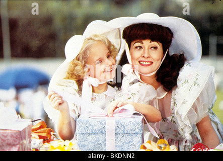 FAYE DUNAWAY, MARA HOBEL, MOMMIE DEAREST, 1981 Stock Photo - Alamy