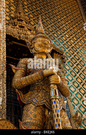 Statue guarding temple entrance Stock Photo - Alamy