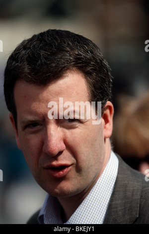 Former MP Chris Leslie standing for Nottingham East takes the picture ...