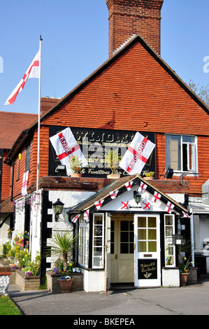 The Windmill Inn with bunting, Mill Lane, Rustington, Littlehampton ...