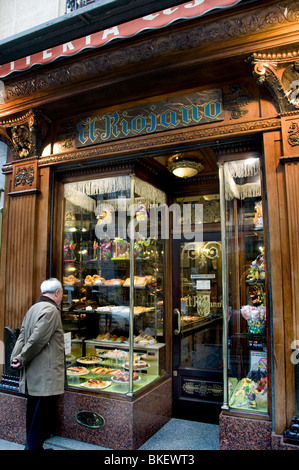 Madrid Spain Spanish Baker Bakery shop market Stock Photo - Alamy