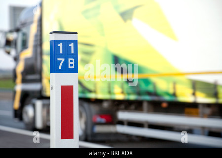 Motorway Information sign, UK Motorway Stock Photo: 10330027 - Alamy