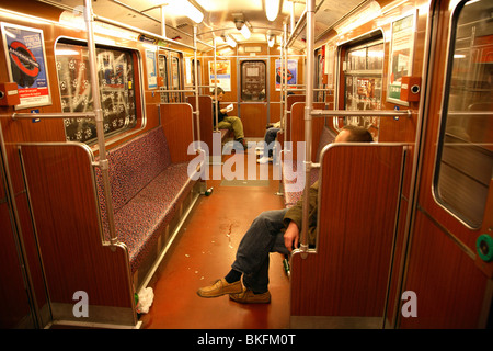 german subway metro train arrive underground station Stock Photo - Alamy