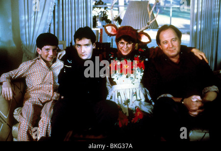 BETTER OFF DEAD, David Ogden Stiers, Kim Darby, John Cusack, Scooter ...