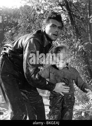 HUNTED (1952) JON WHITELEY, DIRK BOGARDE HNTD 003P Stock Photo - Alamy