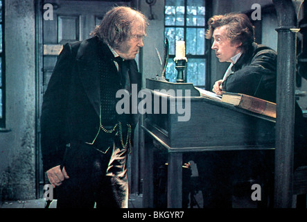 FINNEY,COLLINGS, SCROOGE, 1970 Stock Photo - Alamy