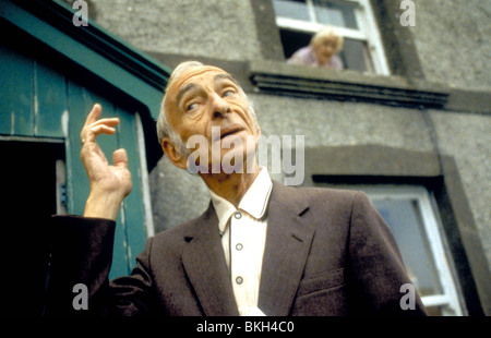 WAKING NED DEVINE (1999) DAVID KELLY, JAMES RYLAND, ROBERT HICKEY, IAN ...