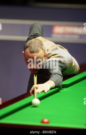 MARTIN GOULD WORLD SNOOKER CHAMPIONSHIP THE CRUCIBLE SHEFFIELD ENGLAND ...