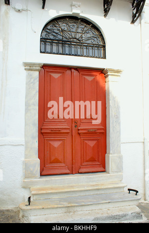 A traditional doorway in the ancient Greek village of Sinassos in Stock ...