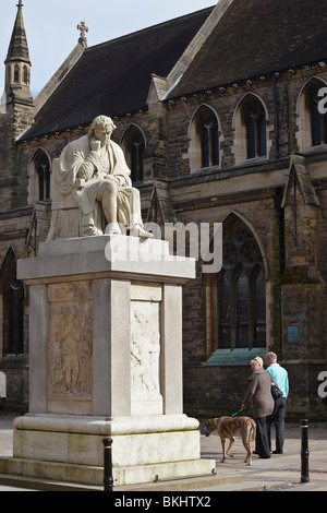 Statue of Samuel Johnson outside the Birthplace Museum in Market Square ...