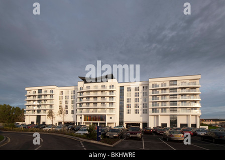 Exteriors of Ocean Hotel, Butlins Bognor Regis Stock Photo - Alamy