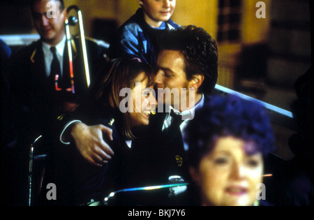 Tara Fitzgerald, Ewan Mcgregor Film Brassed Off (1996) Characters ...