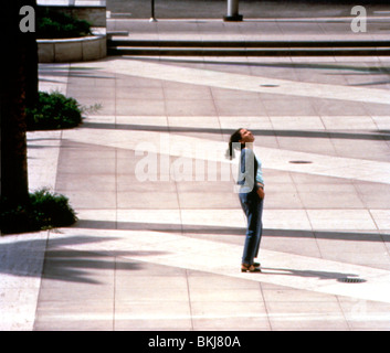 BREAD AND ROSES (2000) PILAR PADILLA, ADRIEN BRODY, KEN LOACH (DIR ...