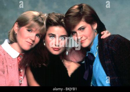 MARE WINNINGHAM, DEMI MOORE, ALLY SHEEDY, ST. ELMO'S FIRE, 1985 Stock ...