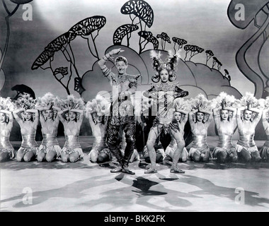 WONDER MAN (1945) DANNY KAYE, VERA ELLEN TWMN 007 Stock Photo - Alamy