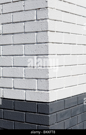 White brick wall with corner Stock Photo - Alamy