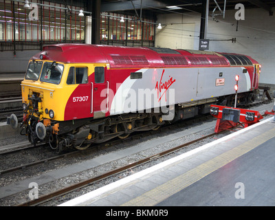 Virgin Trains Class 57 locomotive fitted with a Delner connector for ...