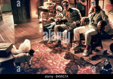 ELIZABETH PERKINS 'CATS & DOGS' FILM PREMIERE HOLLYWOOD LOS ANGELES USA ...