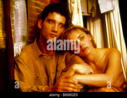 CLOSE MY EYES (1991) SASKIA REEVES, CLIVE OWEN CLME 002 Stock Photo - Alamy