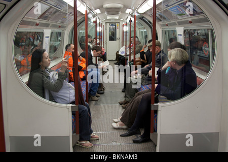 Interior Bakerloo Line London Underground Train Stock Photo - Alamy