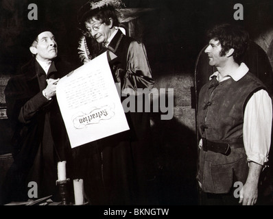 CARRY ON HENRY CHARLES HAWTREY, SID JAMES Date: 1971 Stock Photo - Alamy