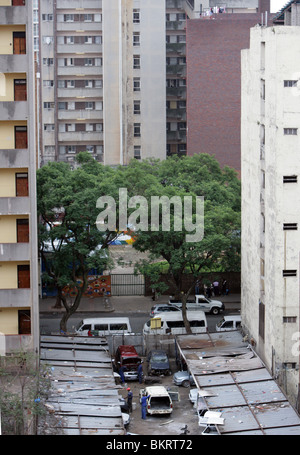 Streetlife in district Hillbrow, Johannesburg, South Africa Stock Photo ...